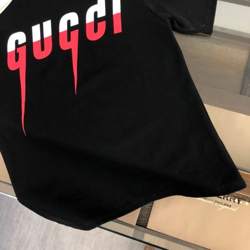 Accurate model Gucci T-Shirts