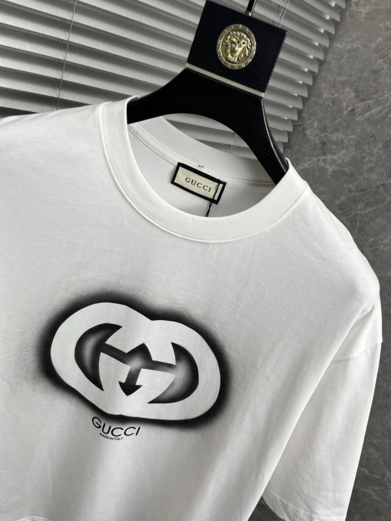 Inexpensive Gucci T-Shirts