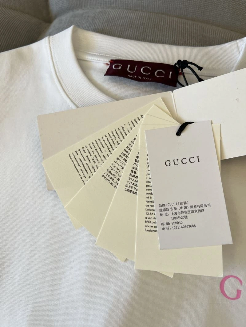 Accurate model Gucci T-Shirts