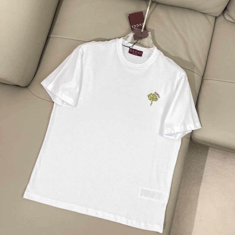Indistinguishable Gucci T-Shirts