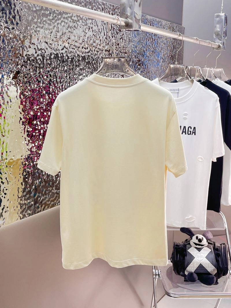 Value-priced Gucci T-Shirts