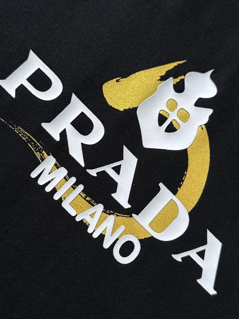 Top match Gucci T-Shirts