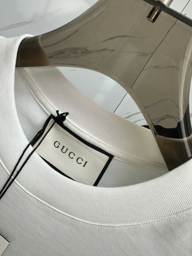 Top match Gucci T-Shirts