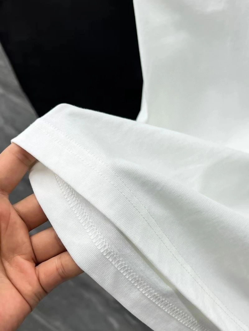 Top match Gucci T-Shirts