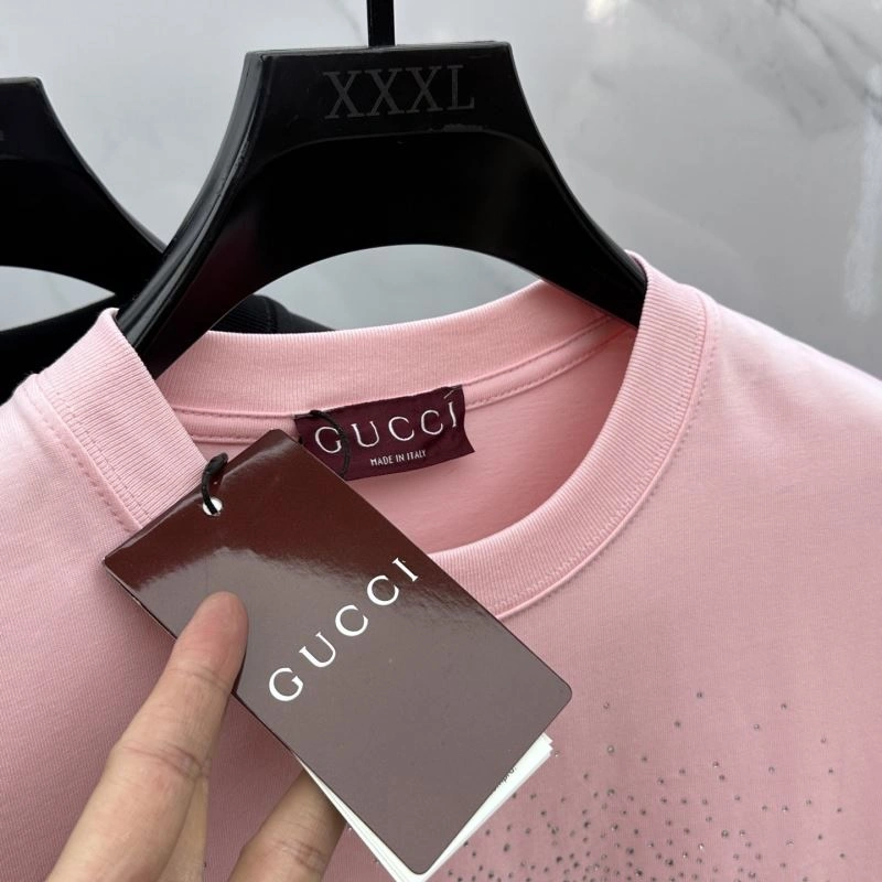 Accurate model Gucci T-Shirts