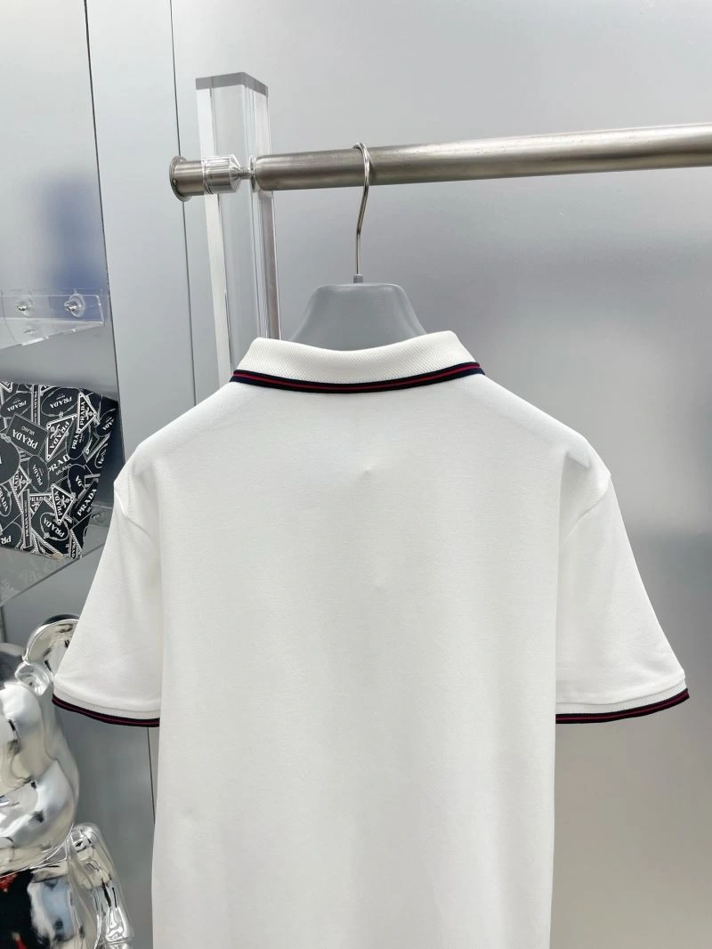 Top match Gucci T-Shirts