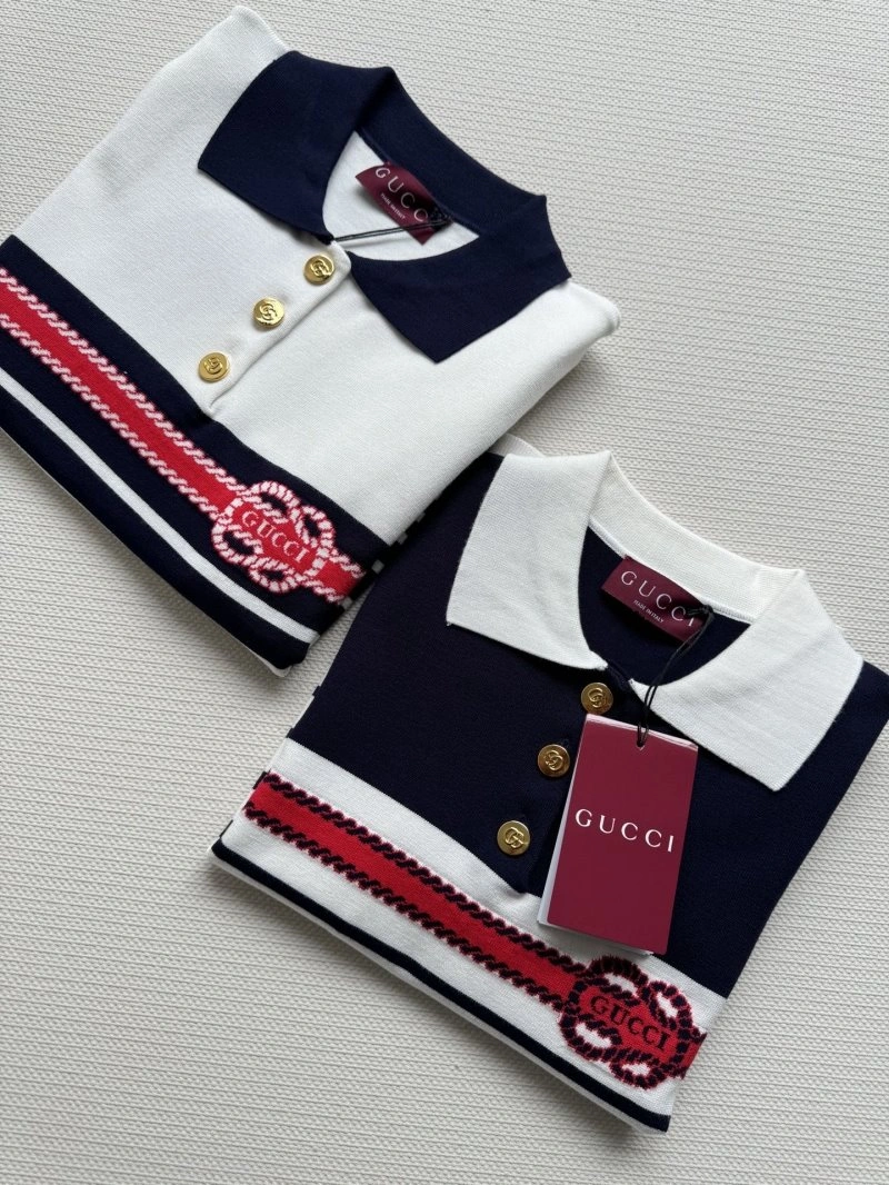Top match Gucci T-Shirts