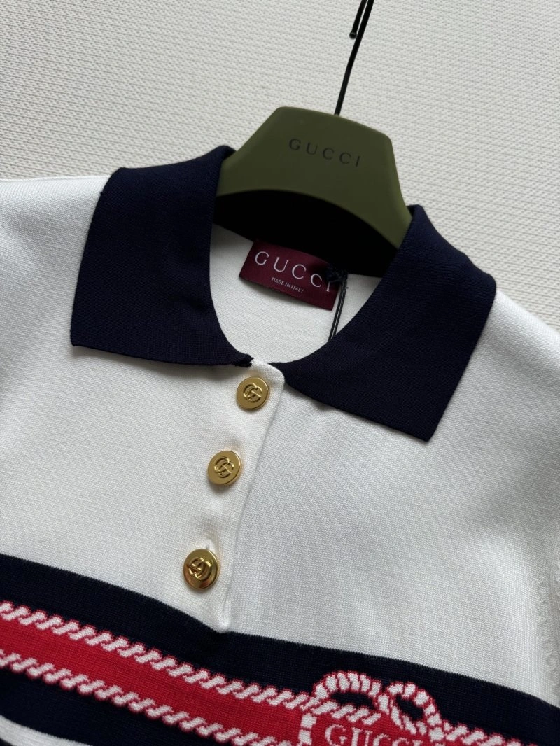 Top match Gucci T-Shirts