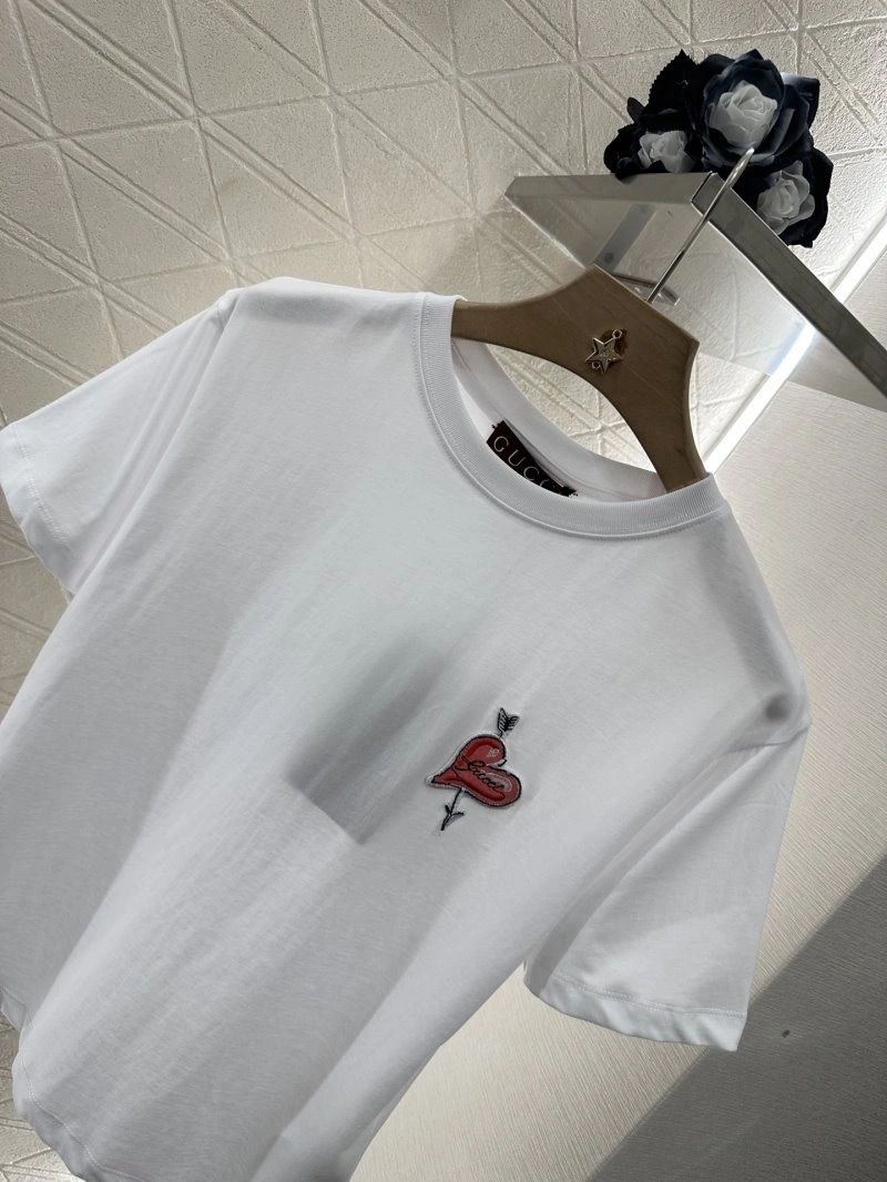 Reasonably priced Gucci T-Shirts