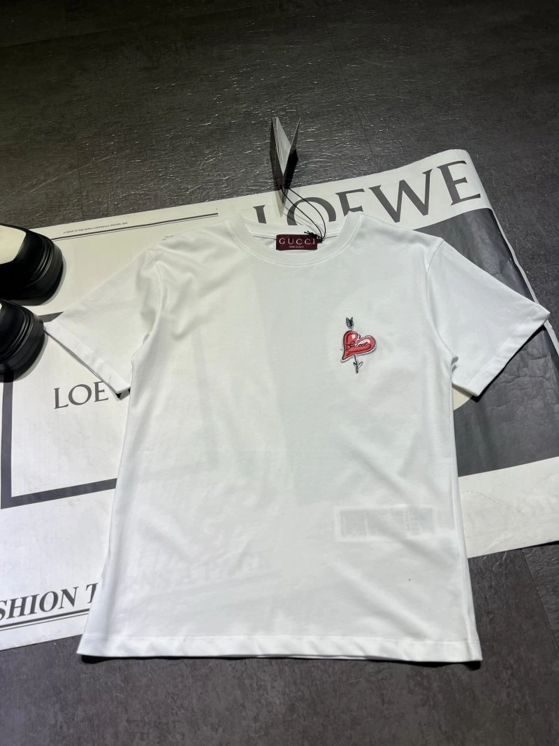Accurate model Gucci T-Shirts