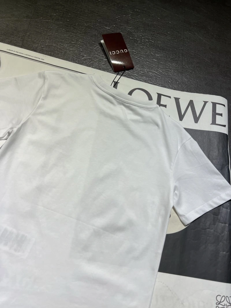 Accurate model Gucci T-Shirts