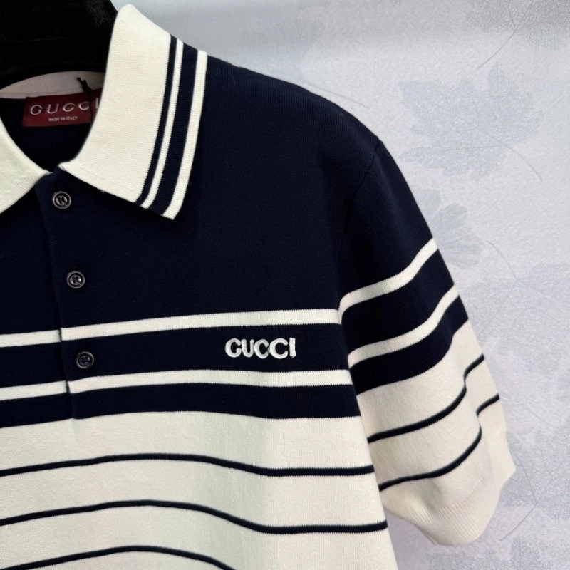 Top mirror Gucci T-Shirts