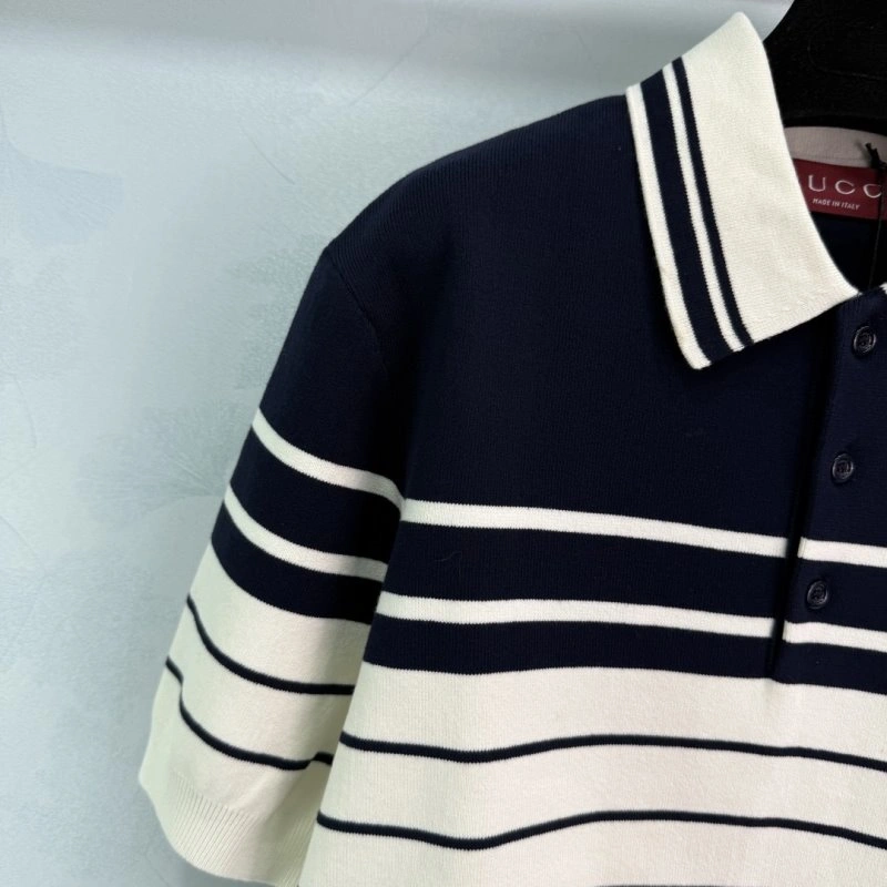 Top mirror Gucci T-Shirts