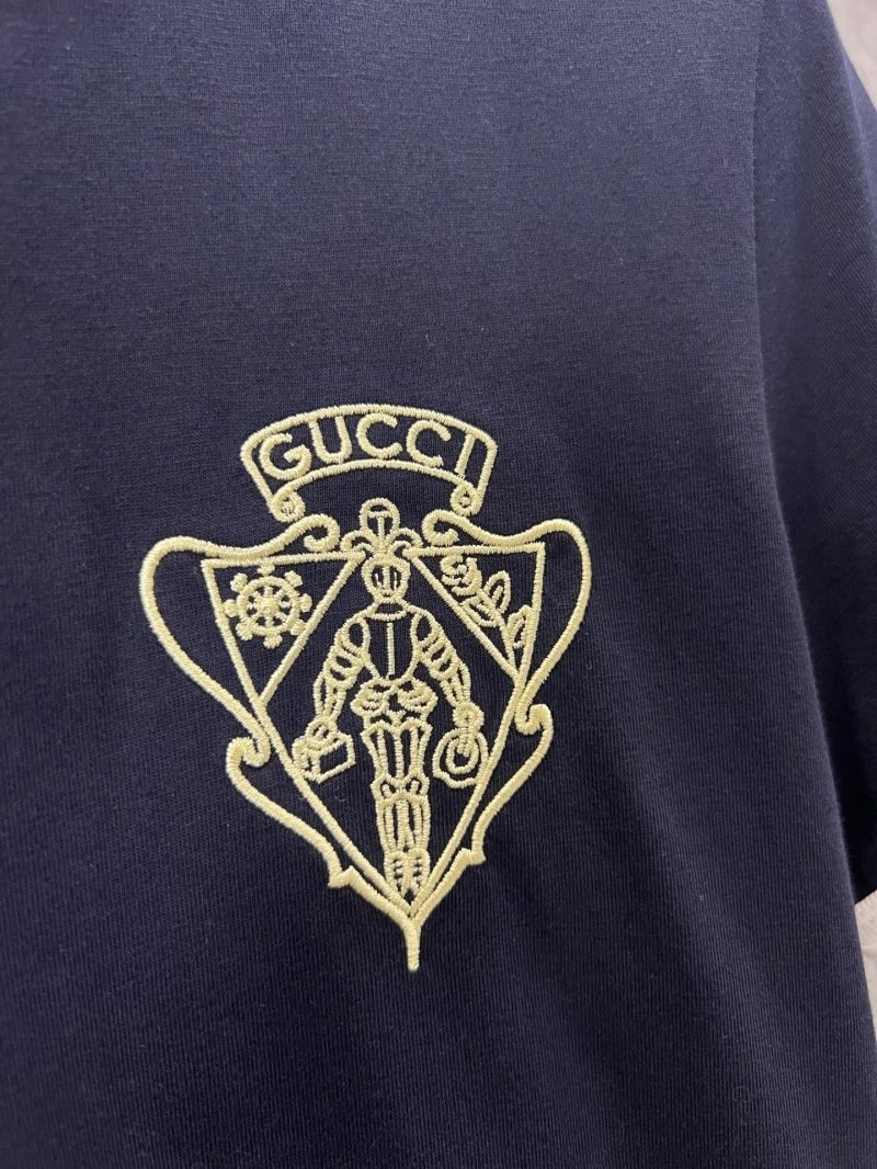 Accurate model Gucci T-Shirts