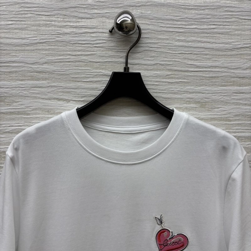 Accurate model Gucci T-Shirts