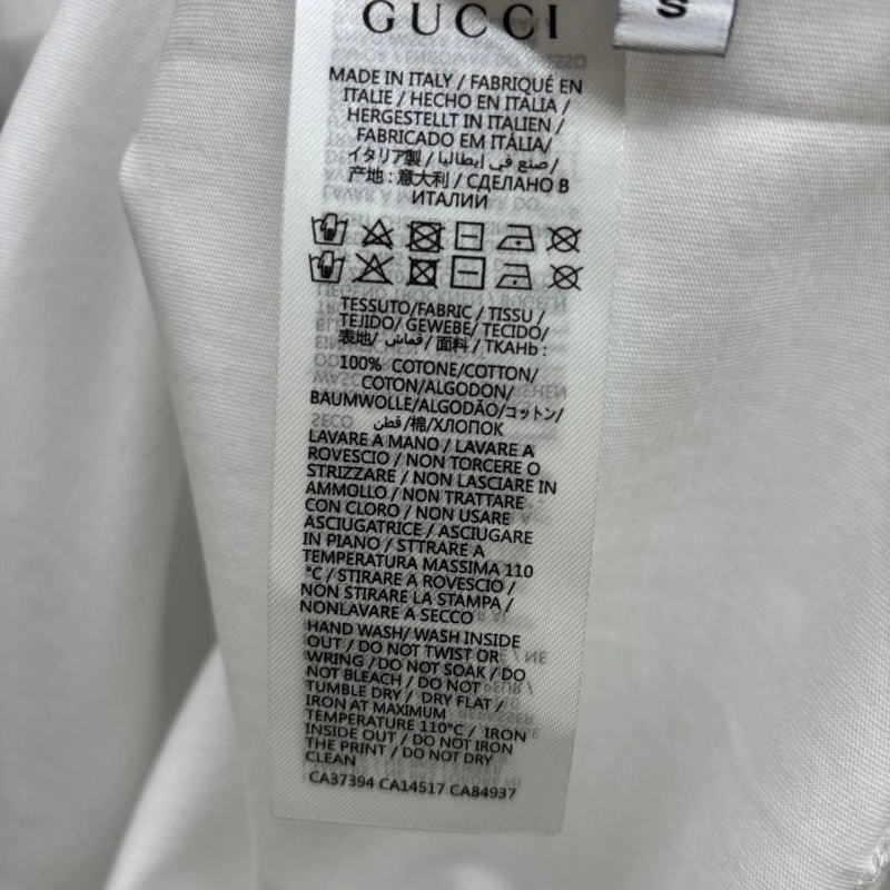 Accurate model Gucci T-Shirts