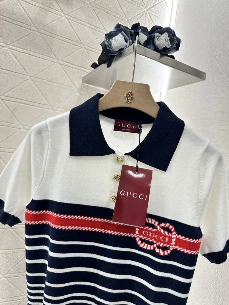 Top mirror Gucci T-Shirts