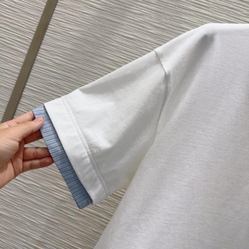 Value-priced Gucci T-Shirts