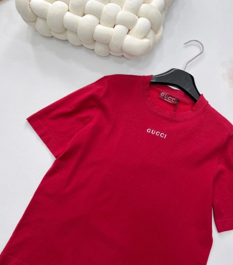 Top match Gucci T-Shirts