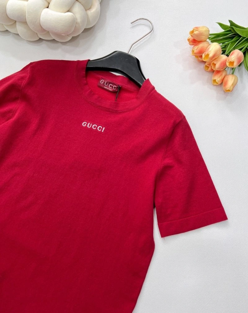 Top match Gucci T-Shirts
