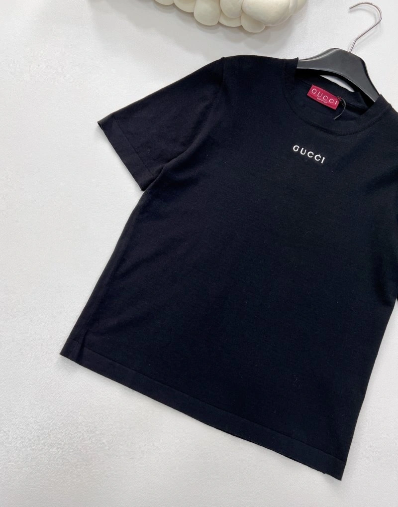 Top match Gucci T-Shirts