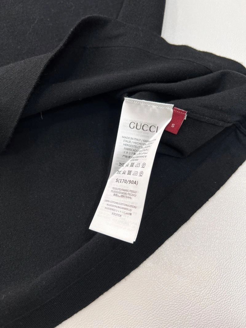 Top match Gucci T-Shirts