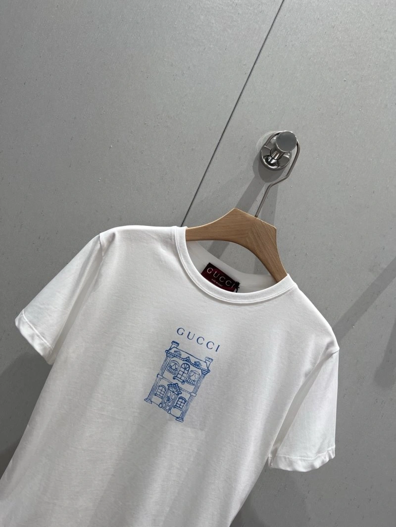 Reasonably priced Gucci T-Shirts
