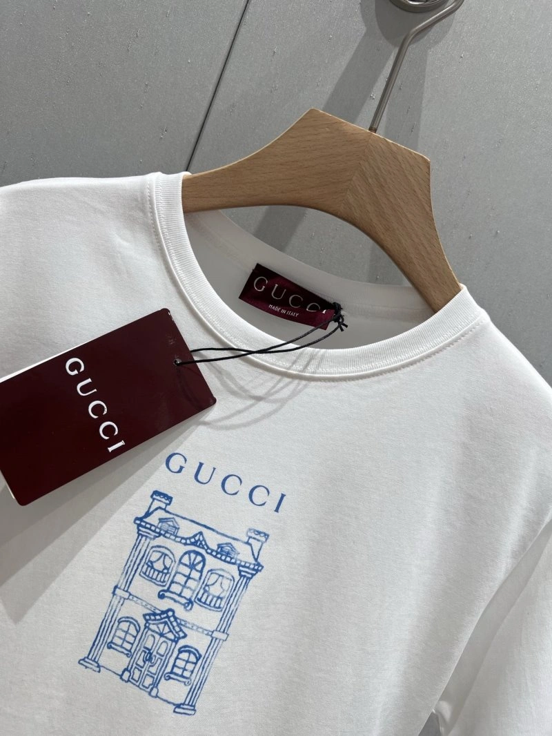Reasonably priced Gucci T-Shirts