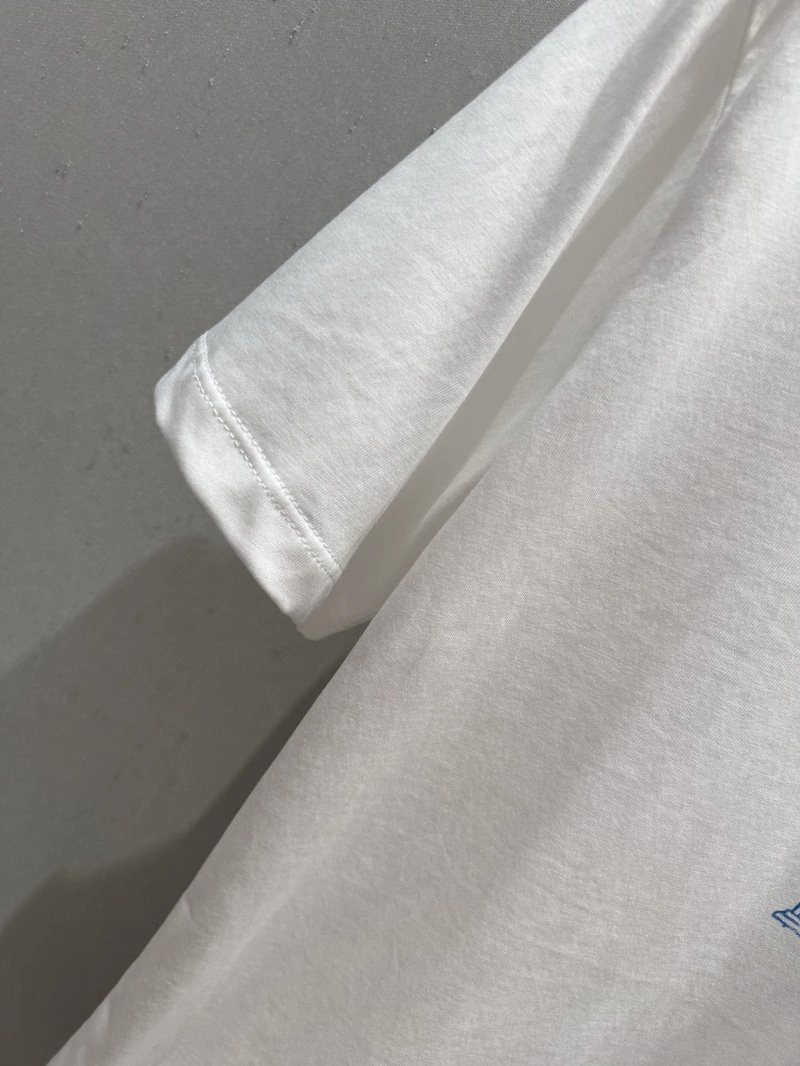 Reasonably priced Gucci T-Shirts