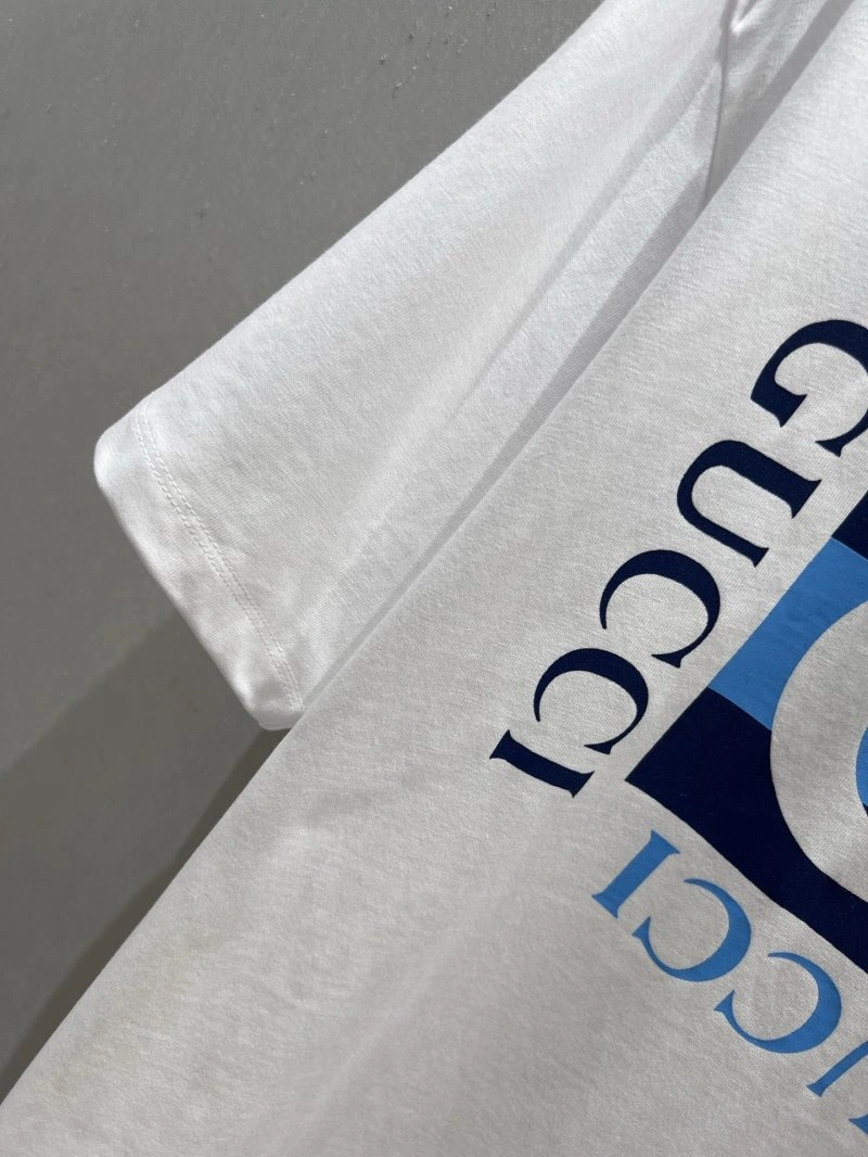 Top match Gucci T-Shirts