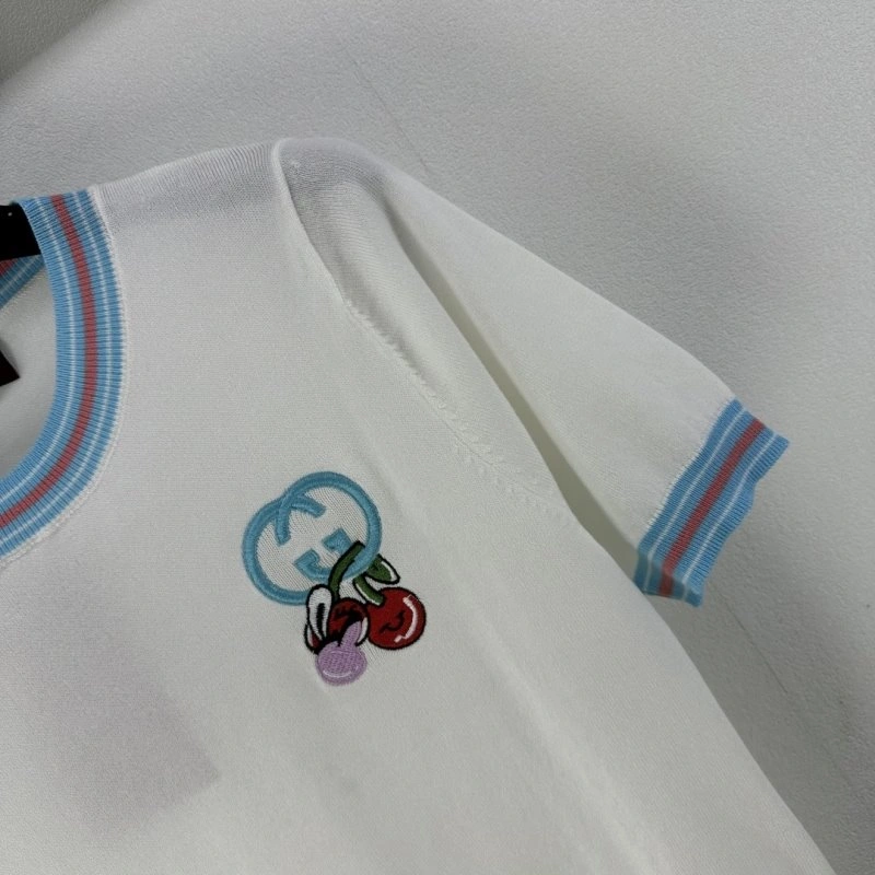 Top mirror Gucci T-Shirts