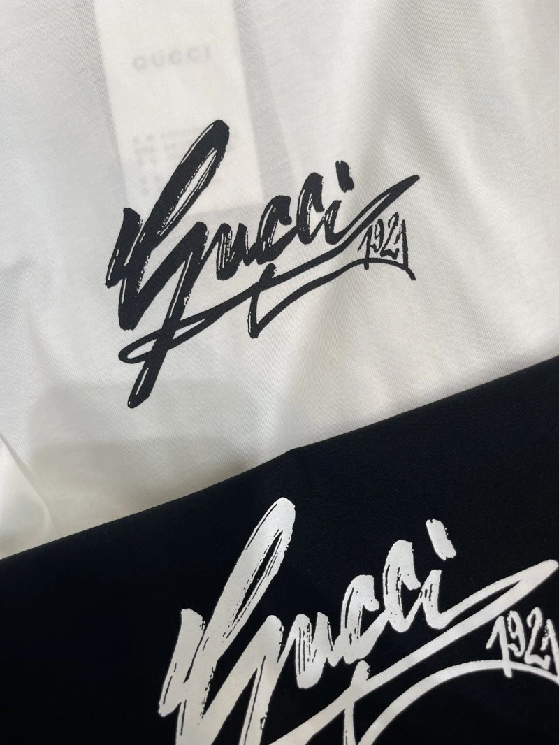 Brand-authenticated Gucci T-Shirts