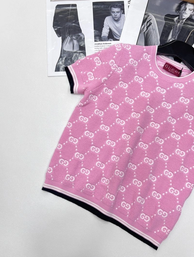 Value-priced Gucci T-Shirts