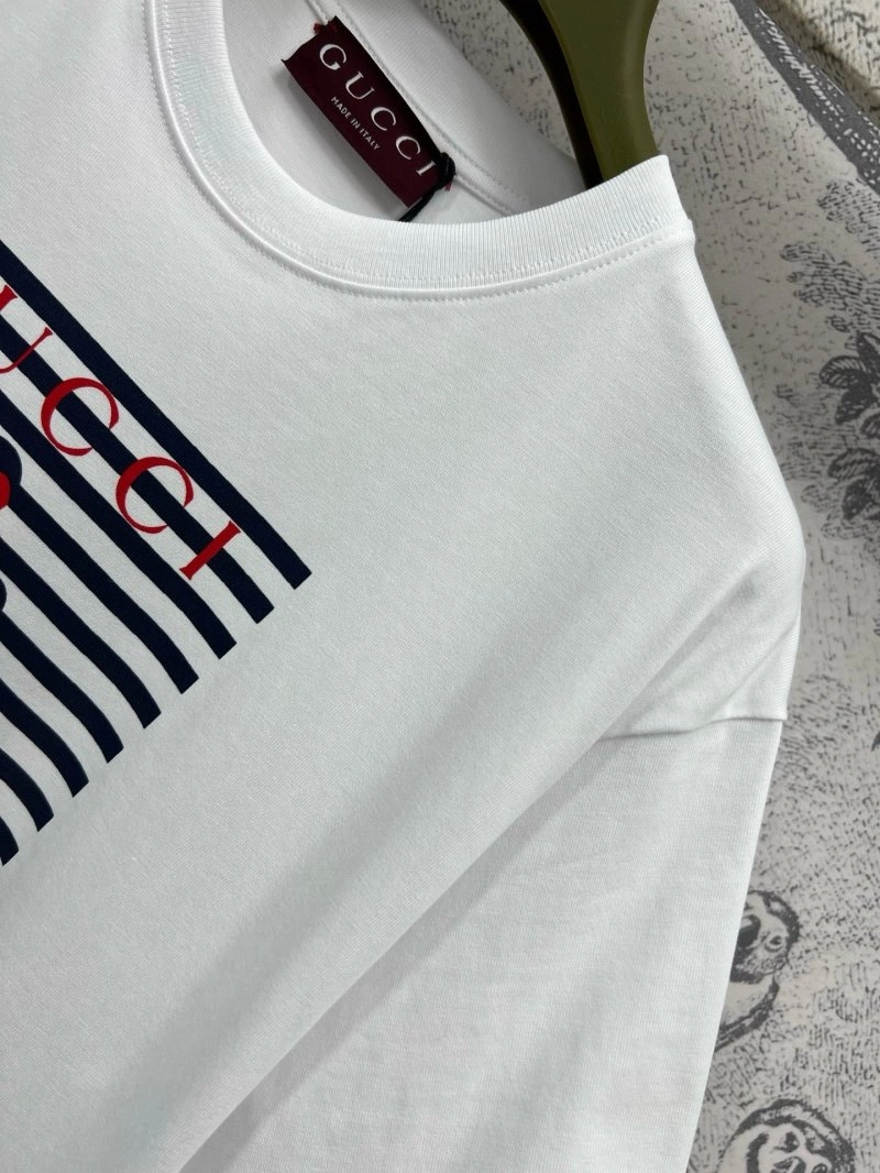 Top mirror Gucci T-Shirts