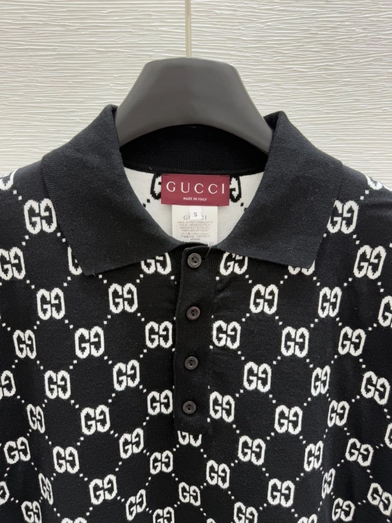 Top match Gucci T-Shirts
