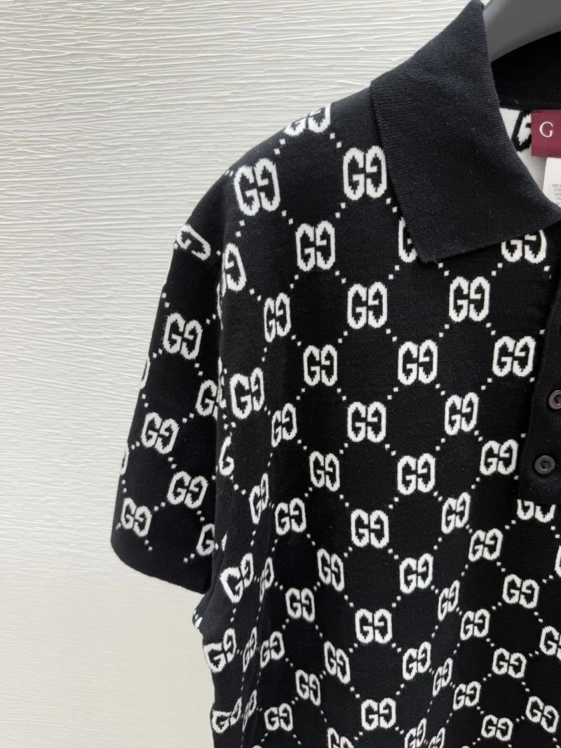 Top match Gucci T-Shirts