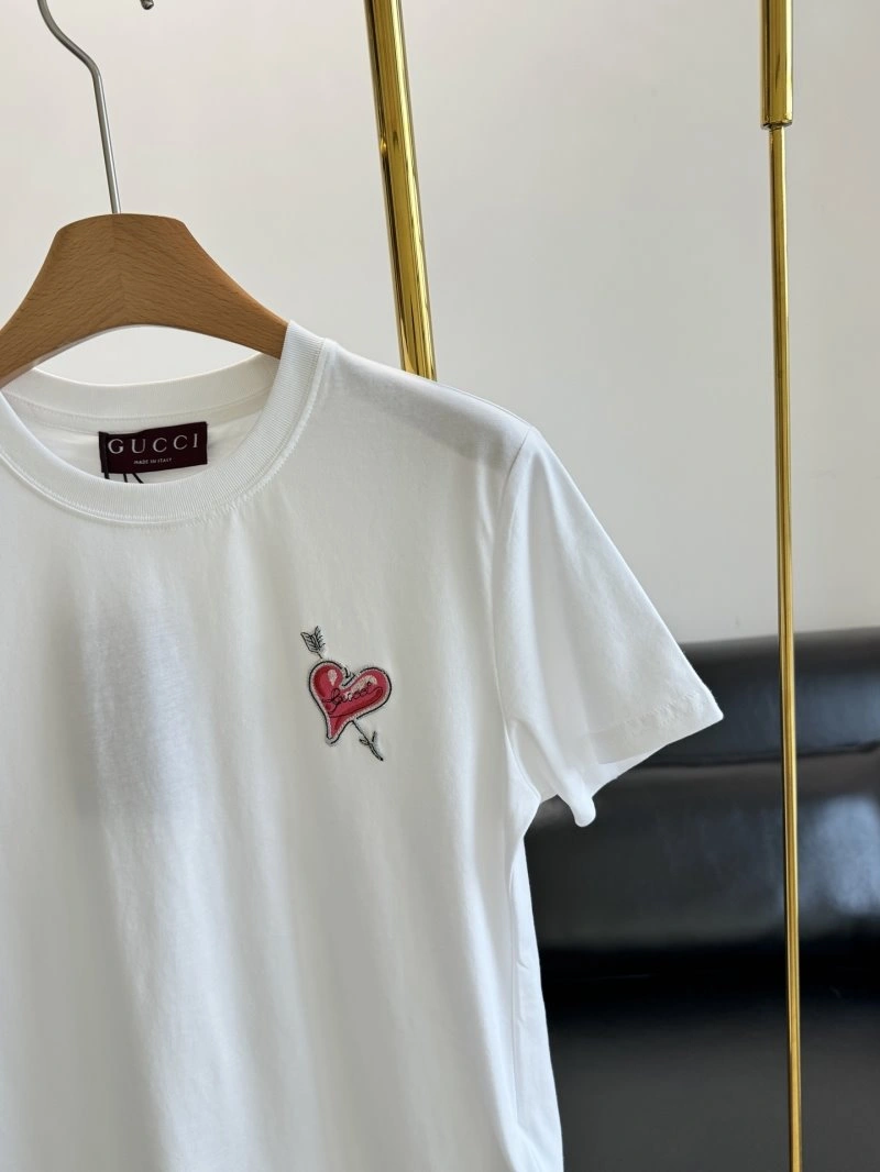 Top match Gucci T-Shirts