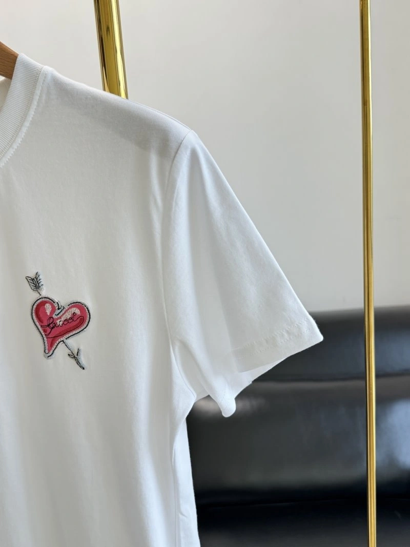 Top match Gucci T-Shirts