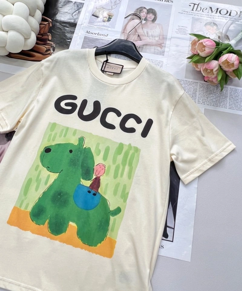 Inexpensive Gucci T-Shirts