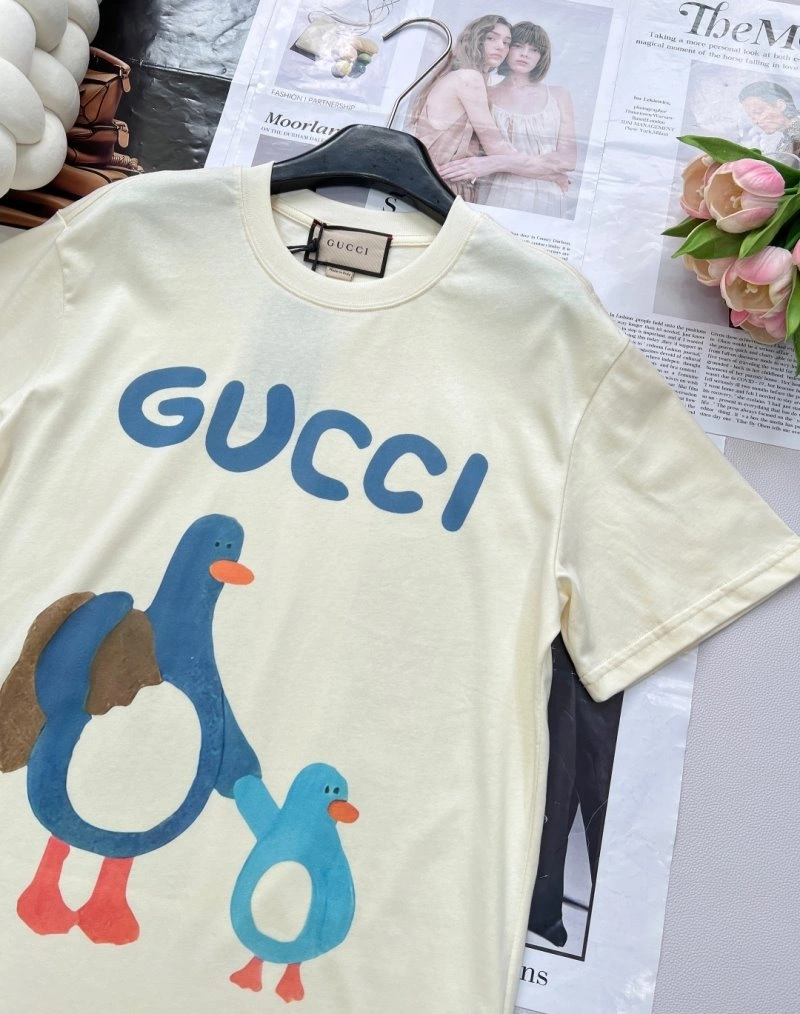 Low-cost Gucci T-Shirts