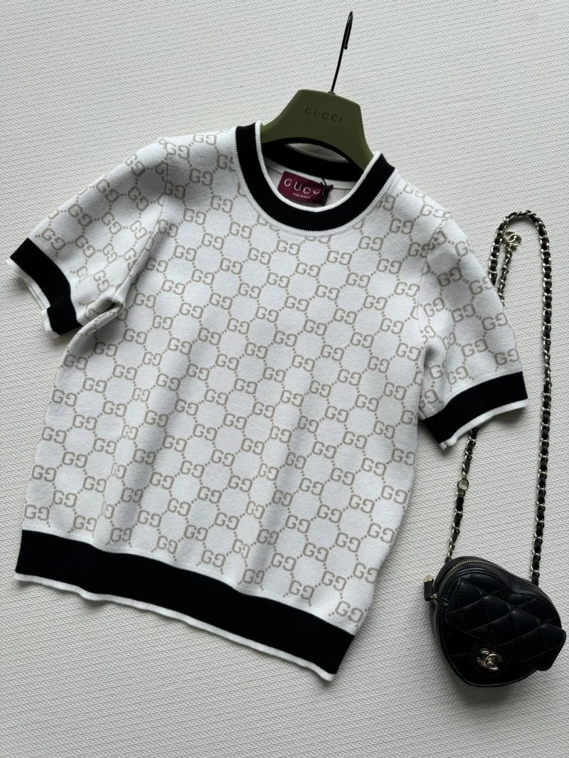 Accurate model Gucci T-Shirts