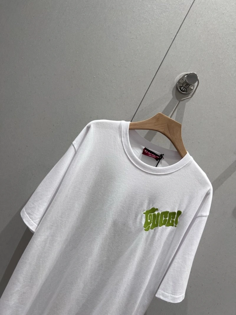 Accurate model Gucci T-Shirts
