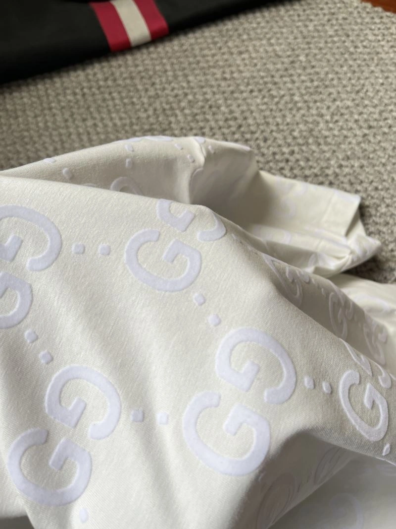 Affordable Gucci T-Shirts