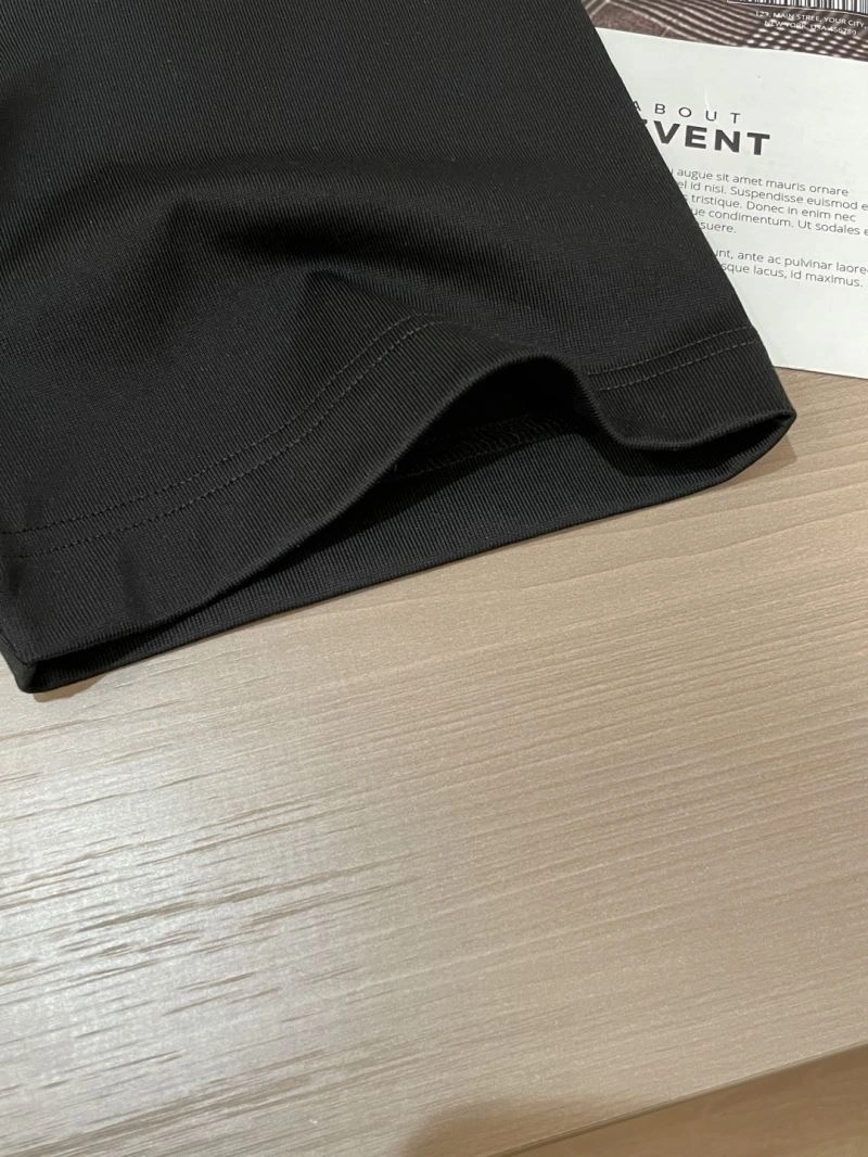 Value-priced Gucci T-Shirts