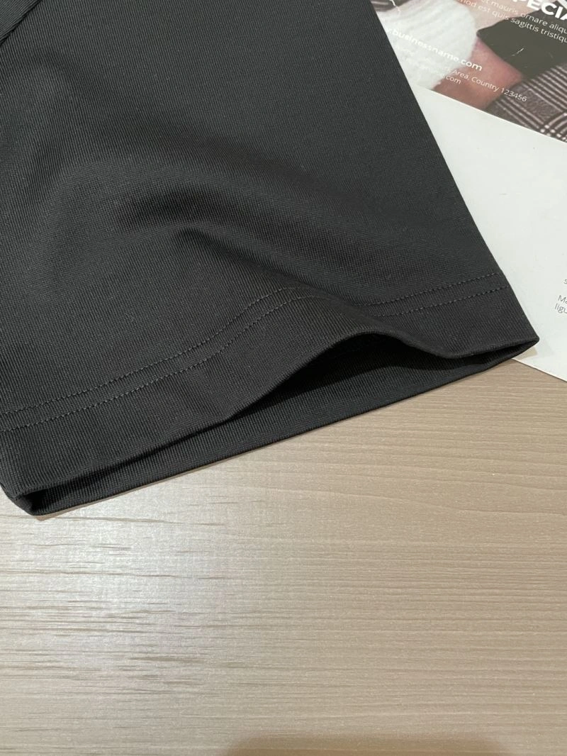 Value-priced Gucci T-Shirts