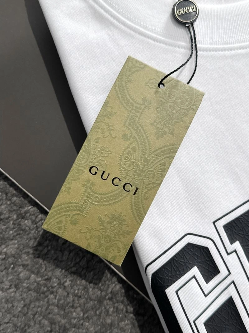 Bargain Gucci T-Shirts