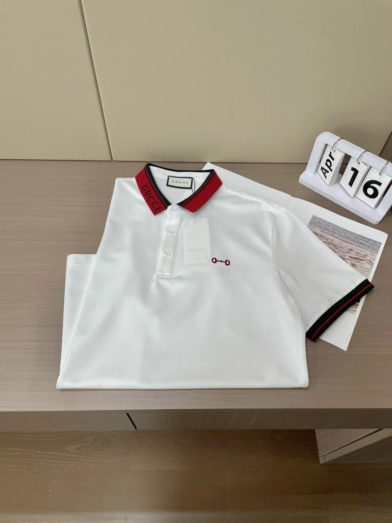 Top mirror Gucci T-Shirts