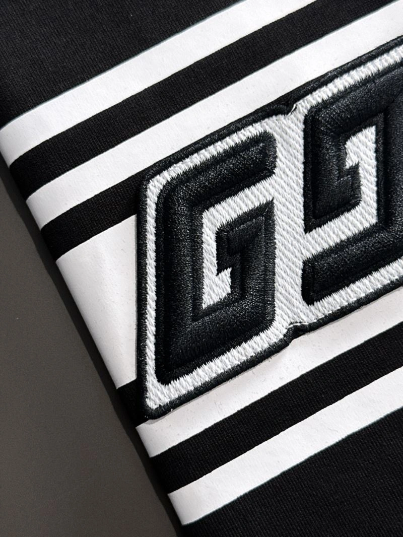 Indistinguishable Gucci T-Shirts
