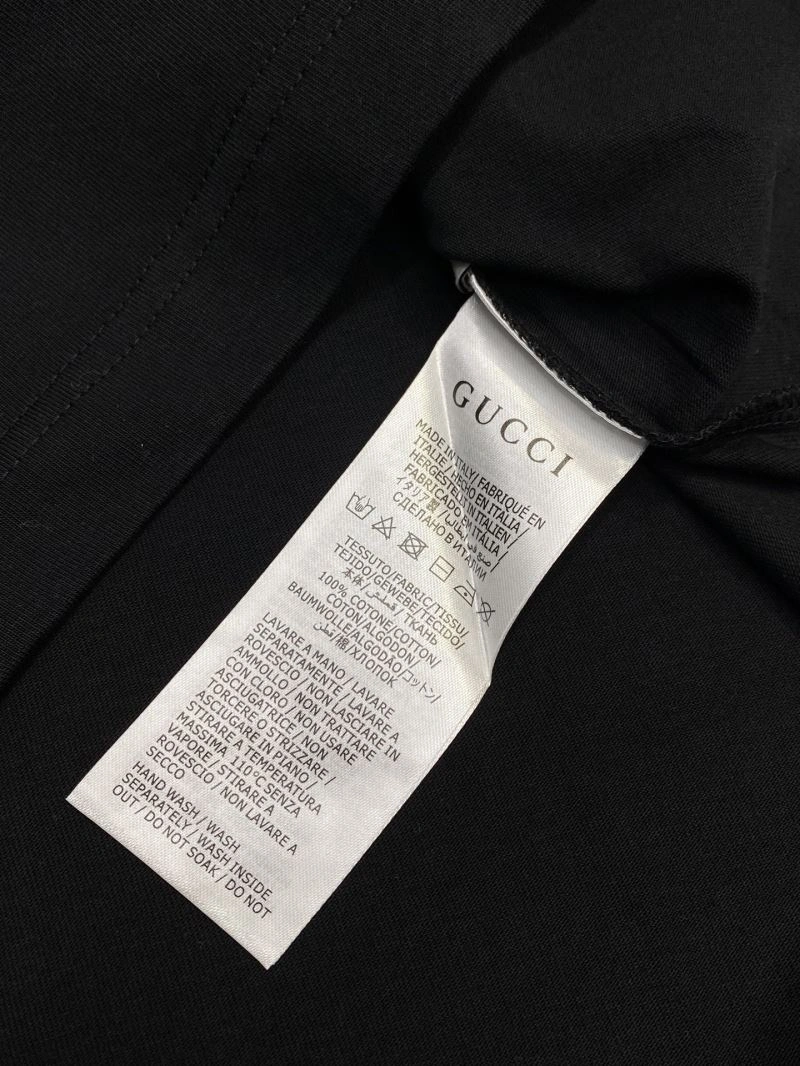 Accurate model Gucci T-Shirts