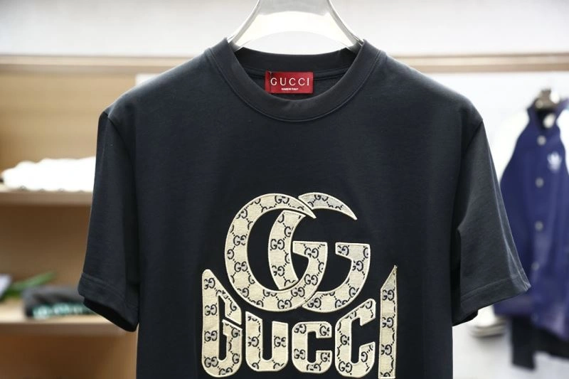 Accurate model Gucci T-Shirts